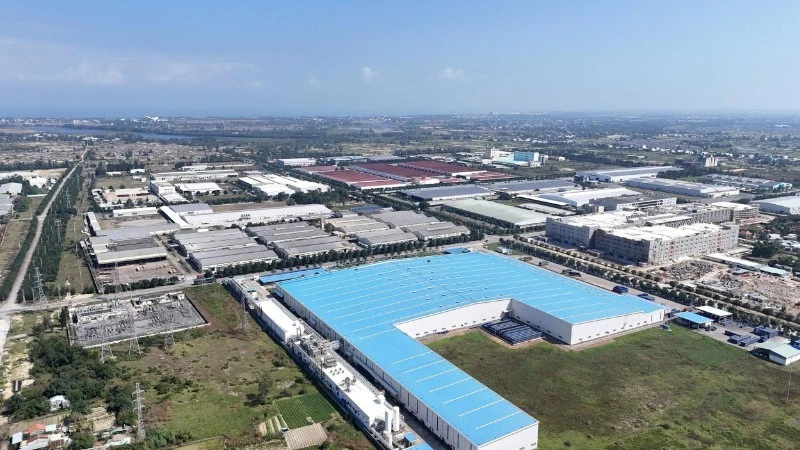 Thu hút vốn FDI tám tháng năm 2025 đạt 26,14 tỷ USD | Báo Nhân Dân điện tử