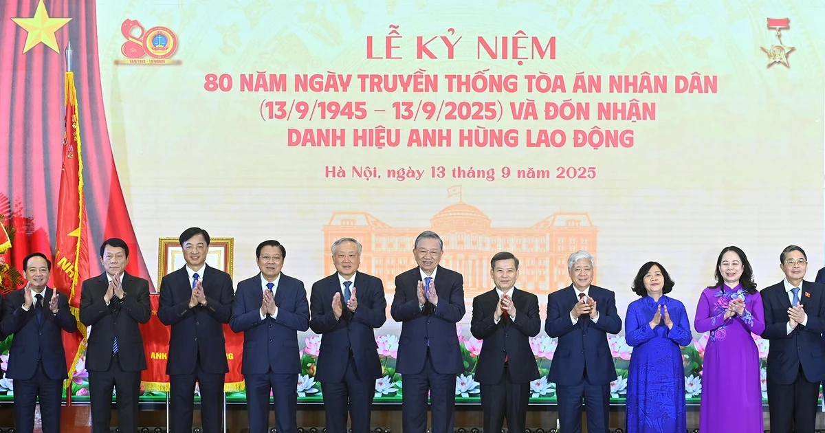 [Ảnh] Tổng Bí thư Tô Lâm dự Lễ kỷ niệm 80 năm Ngày truyền thống Tòa án ...