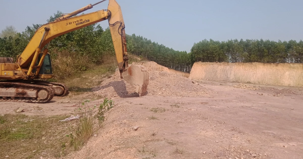 Thỏa thuận bồi thường, khai thác đất san lấp gặp khó | Báo Nhân Dân điện tử