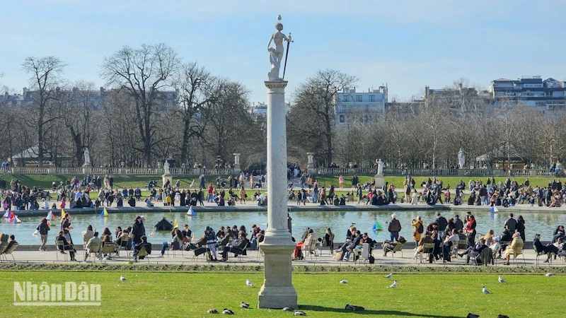 Nước Pháp với nhiều đổi thay sau đại dịch | Báo Nhân Dân điện tử