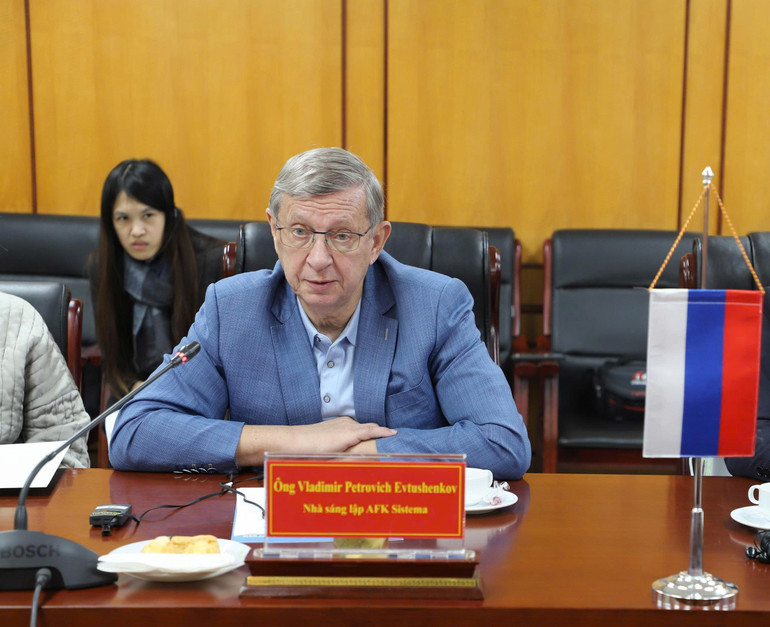 The Vietnam Academy of Science and Technology collaborates on the ...